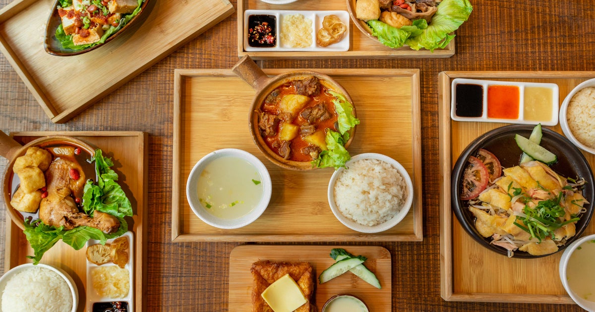 Hainan Chicken Rice by Hotel ICON 海南雞專門店 - 唯港薈主理 delivery from Hung Hom ...