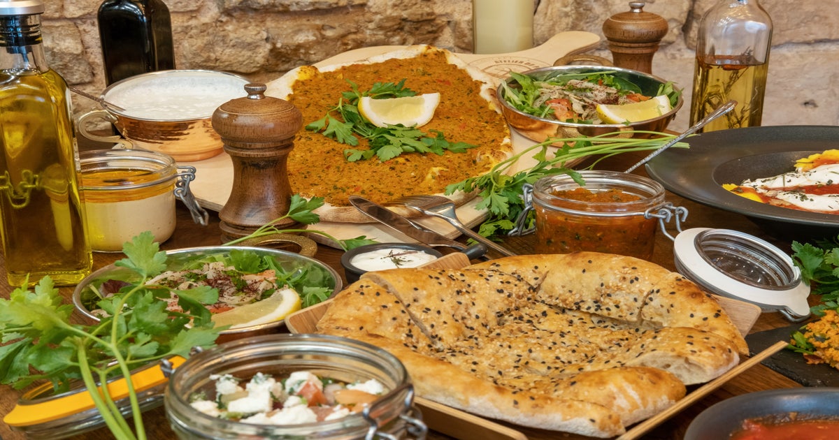 ATELIER DU PIDE livre depuis Quartier Grande Île - Commandez avec Deliveroo