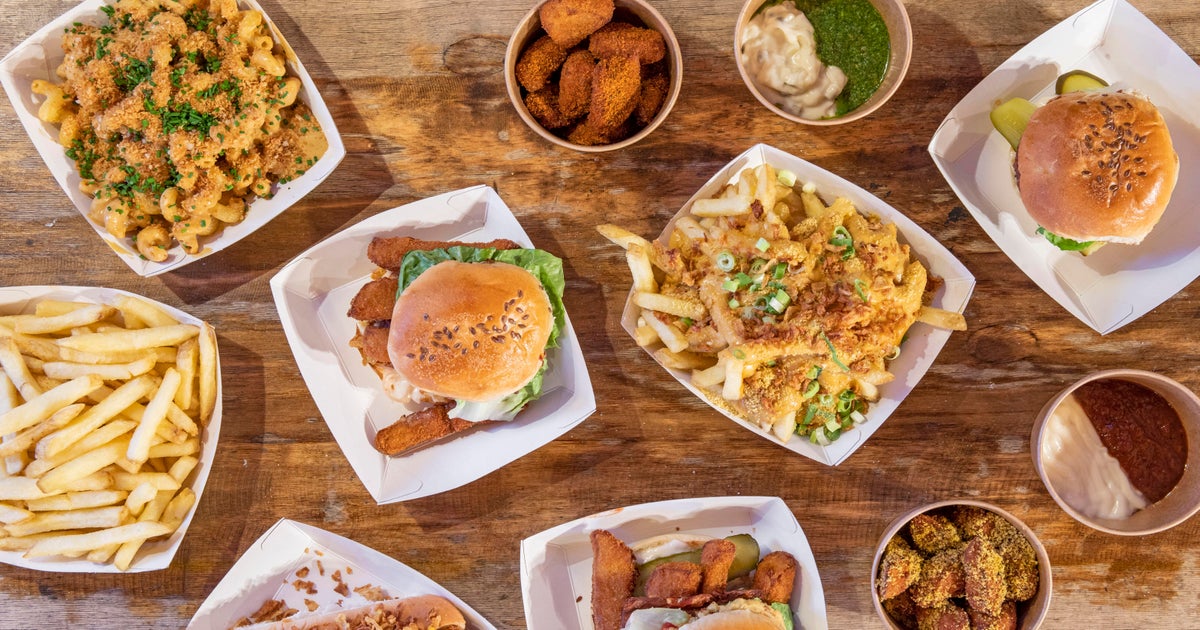 Dippers - Leicester delivery from Evington Valley - Order with Deliveroo