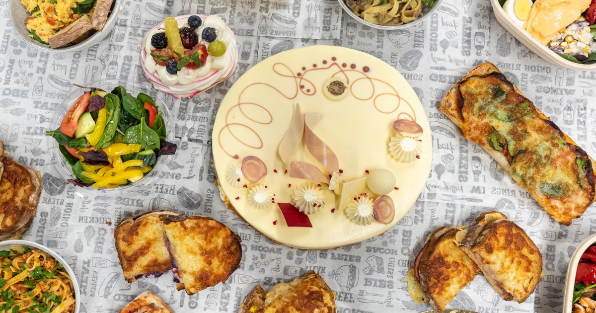 Cafe Smaczek - Luton delivery from Luton - Order with Deliveroo