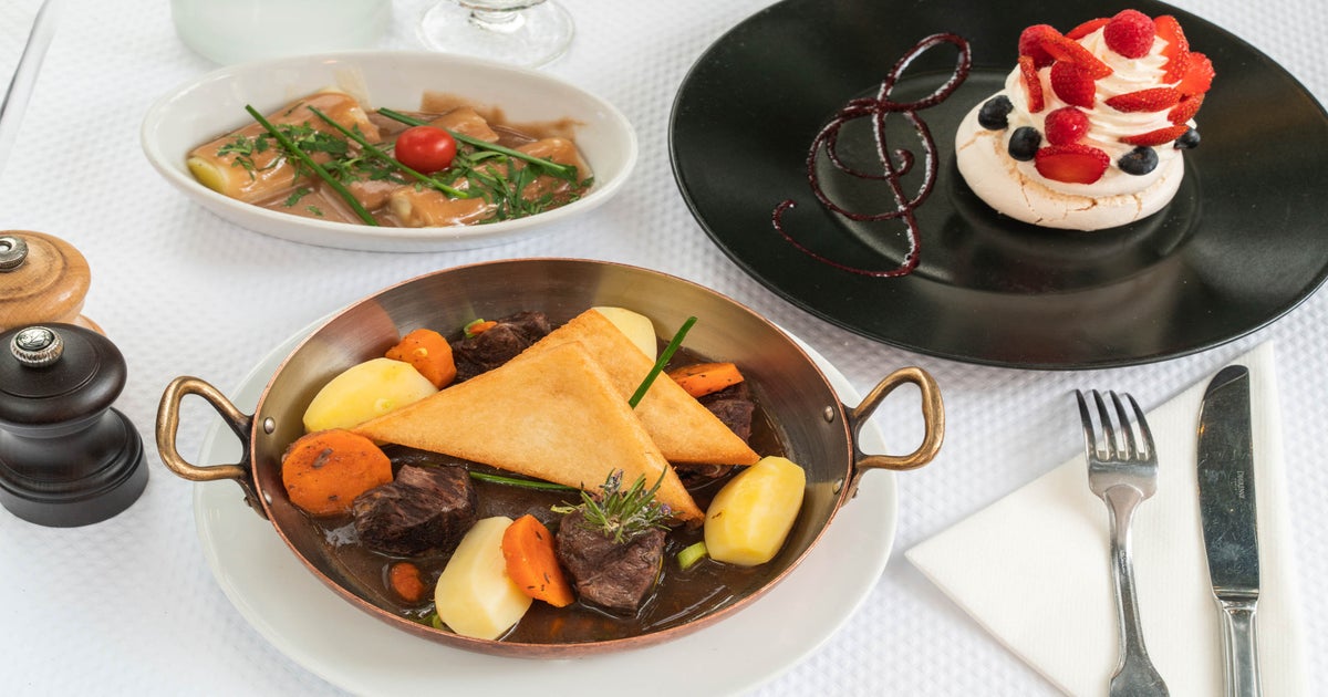 Le Petit Marcel delivery from Paris 4e - Hôtel de Ville - Order with ...