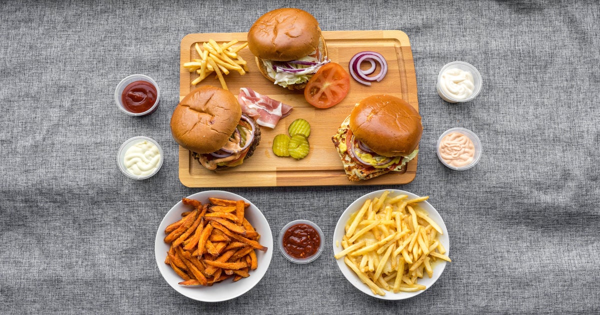 Noor Al Fajr delivery from Shakhbout City - Order with Deliveroo