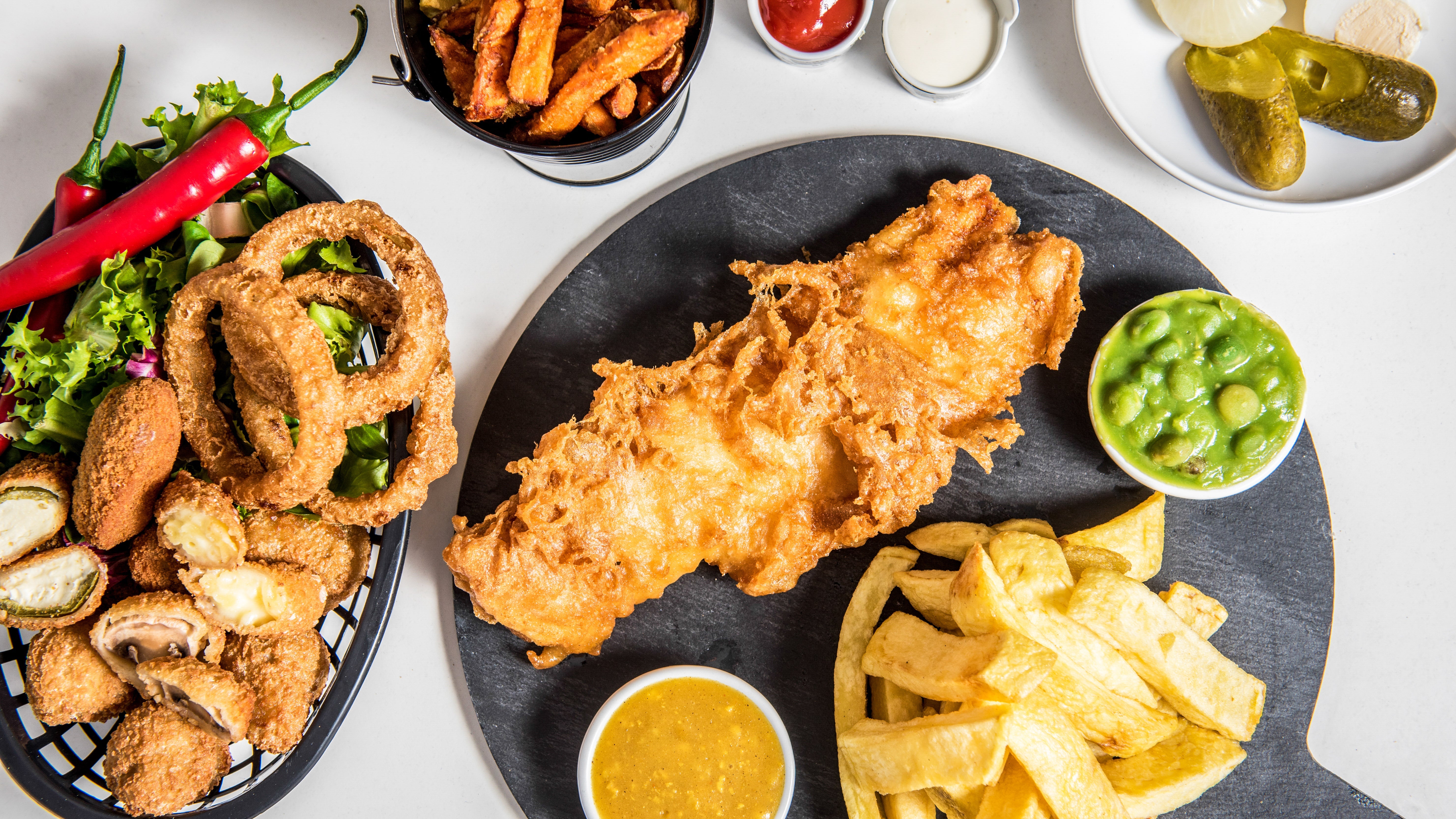 Hooked Fish and Chips delivery from Hayes - Order with Deliveroo