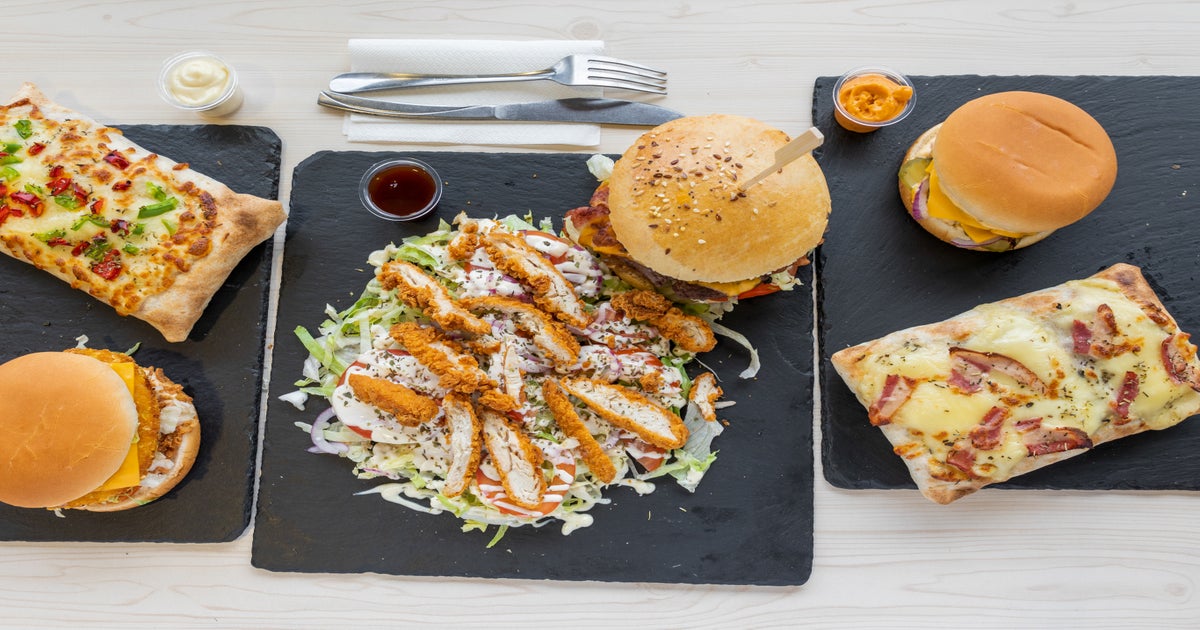 Smashed Bros - Crawley delivery from Crawley - Order with Deliveroo