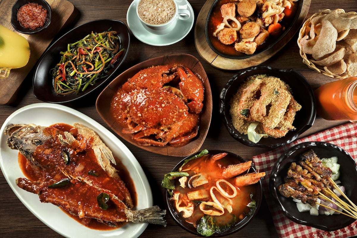 Lepak One Corner by Yassin Kampung delivery from Fernvale - Order with ...