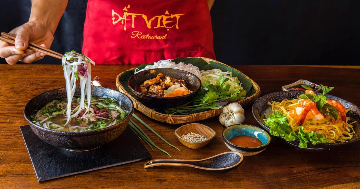 Dat Viet 🇻🇳 livre depuis Paris 14ème - Mouton Duvernet - Commandez avec ...