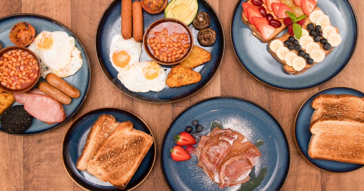 Breakfast Lounge delivery from Stonehouse North - Order with Deliveroo