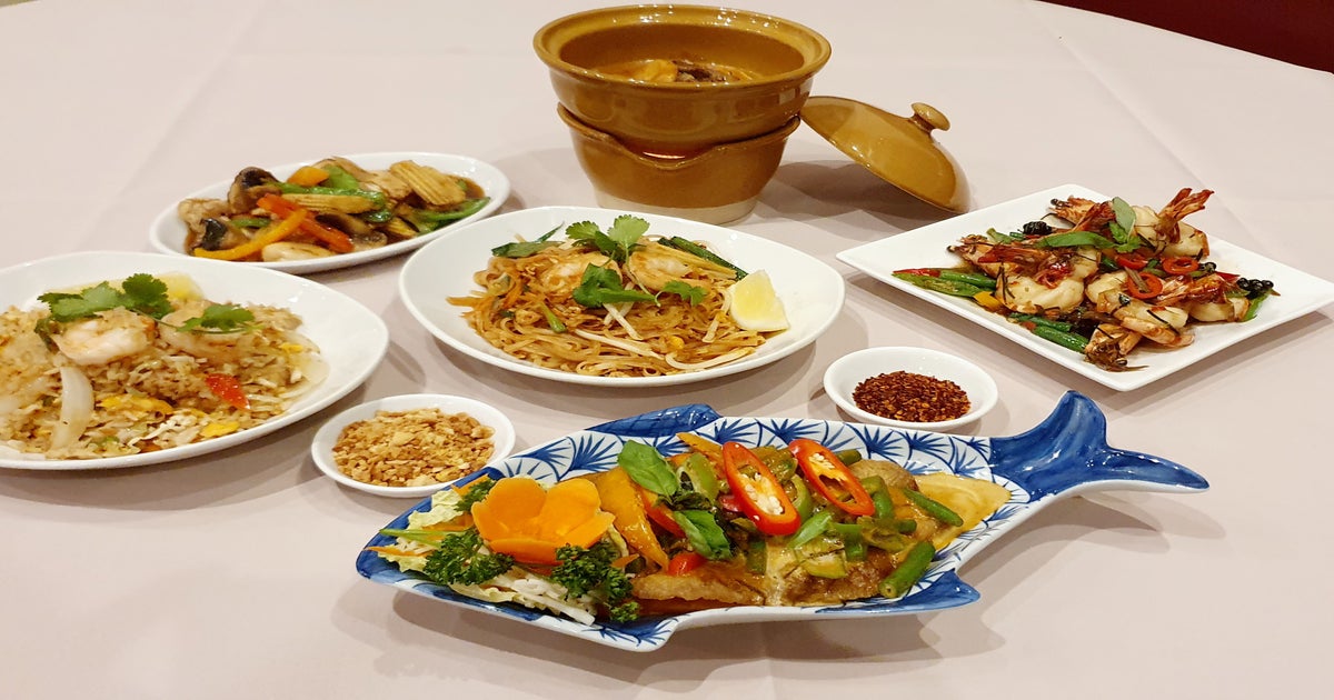 Bua Thai Restaurant - Caterham delivery from Caterham - Order with ...