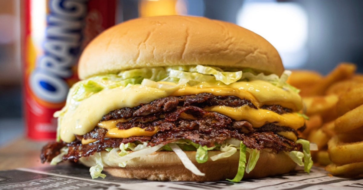 BINKS Smash Burger Paris 18 livre depuis Paris 18ème - Porte de ...