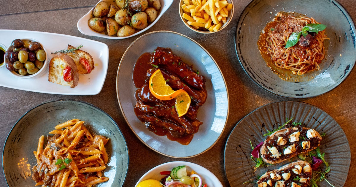 Coco's Restaurant - Altrincham delivery from Altrincham - Order with ...