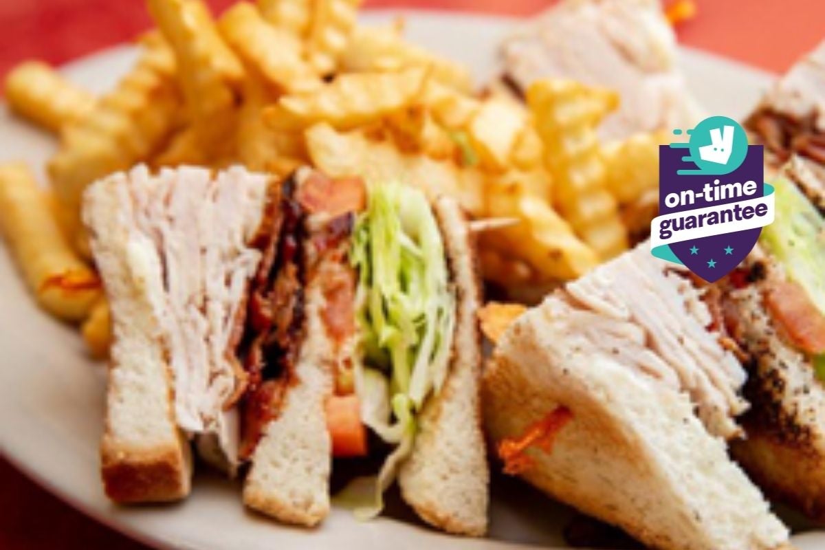 Smart Cafeteria delivery from Al Manhal - Order with Deliveroo