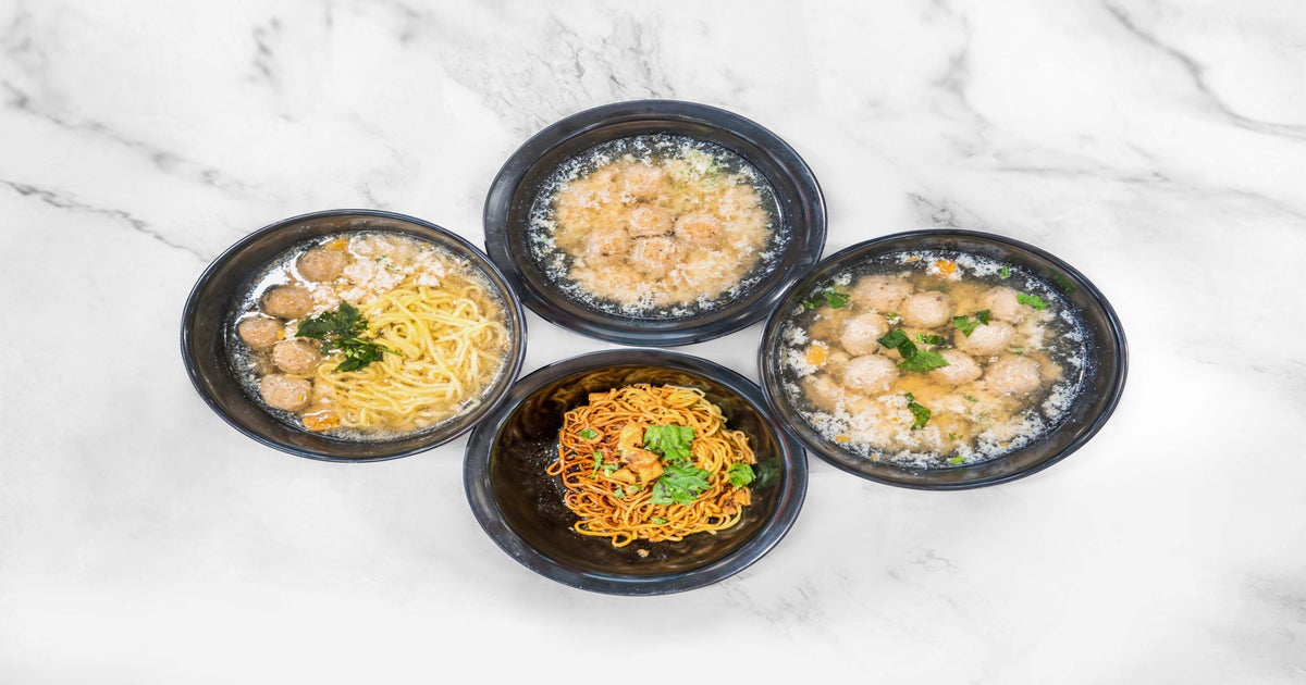 Seng Hiang Bak Chor Mee Bedok 85 成香肉脞面 - Fernvale Hawker Centre ...