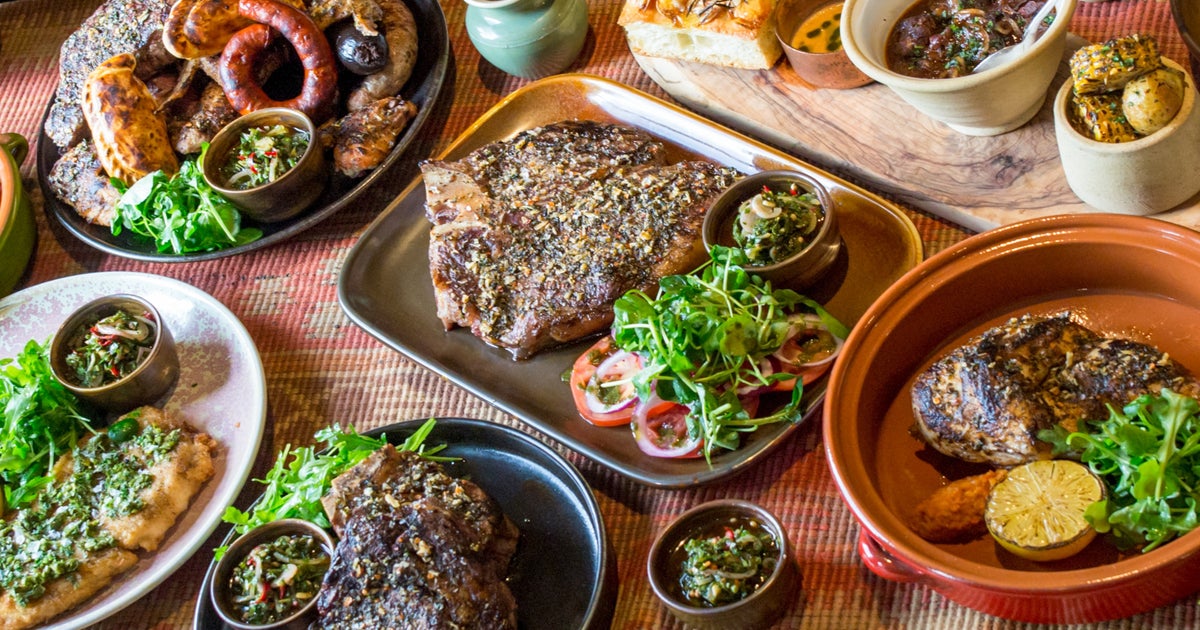 Sunday Roasts - The Traders Arms delivery from Mellor & Mellor Brook ...