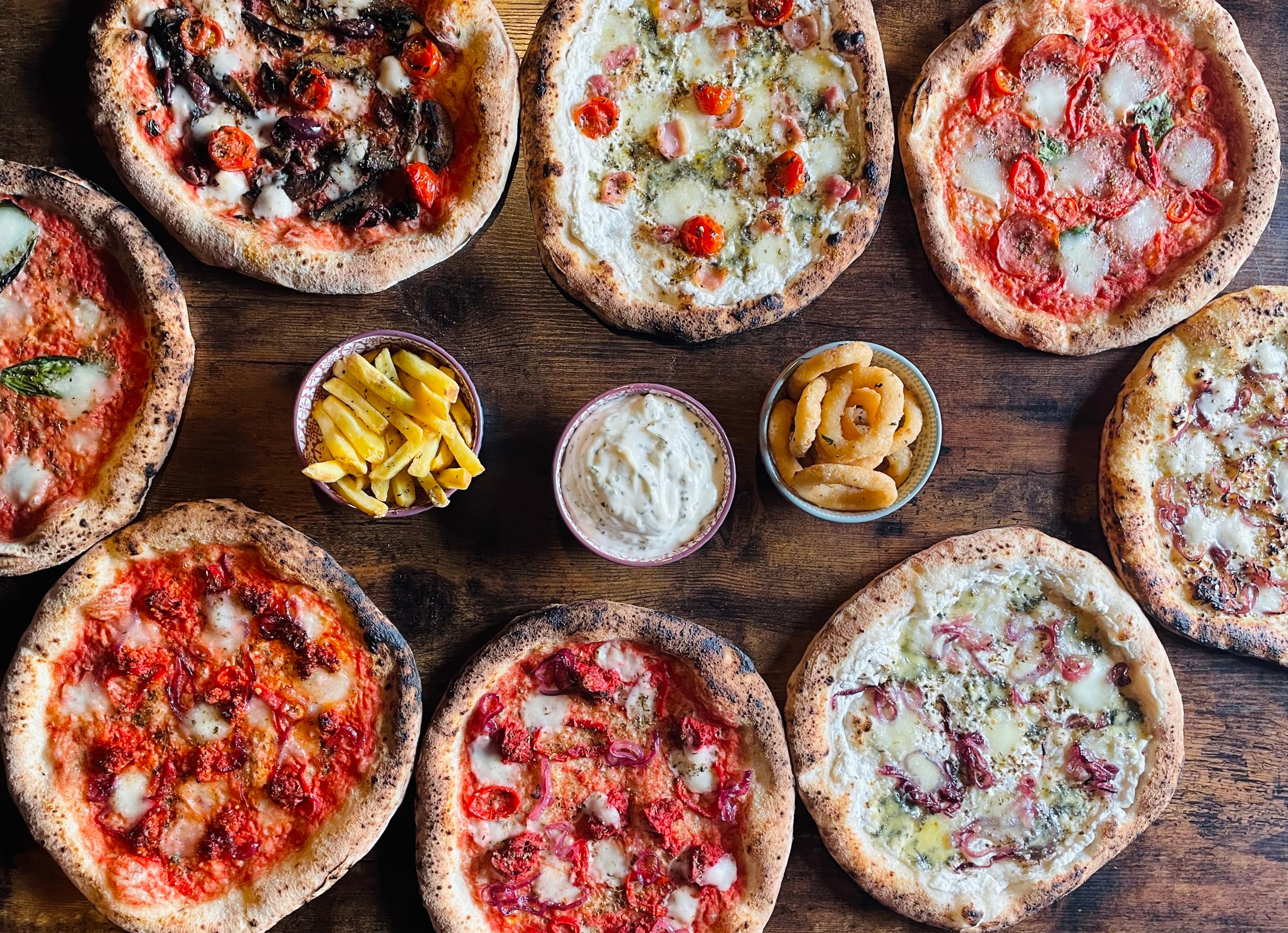 Gully's Pizza - Worthing delivery from Worthing - Order with Deliveroo