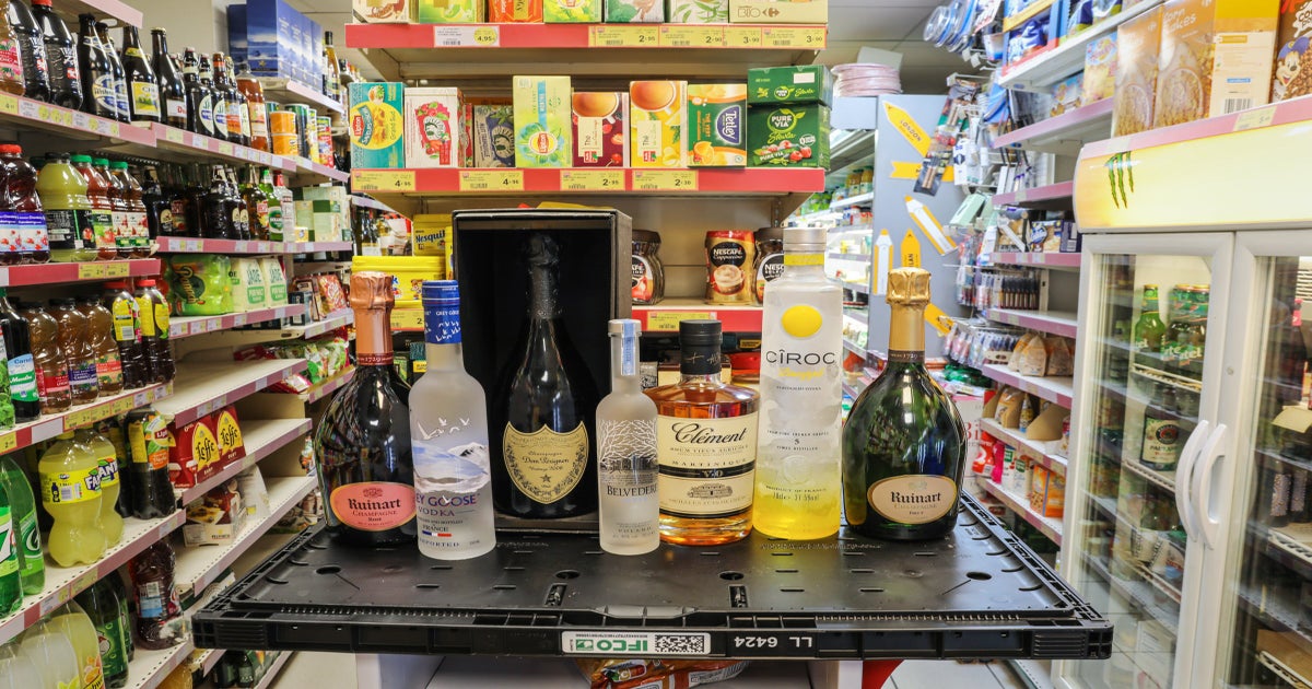 Rs Night Shop delivery from Centre Commercial Grand Littoral - Order ...