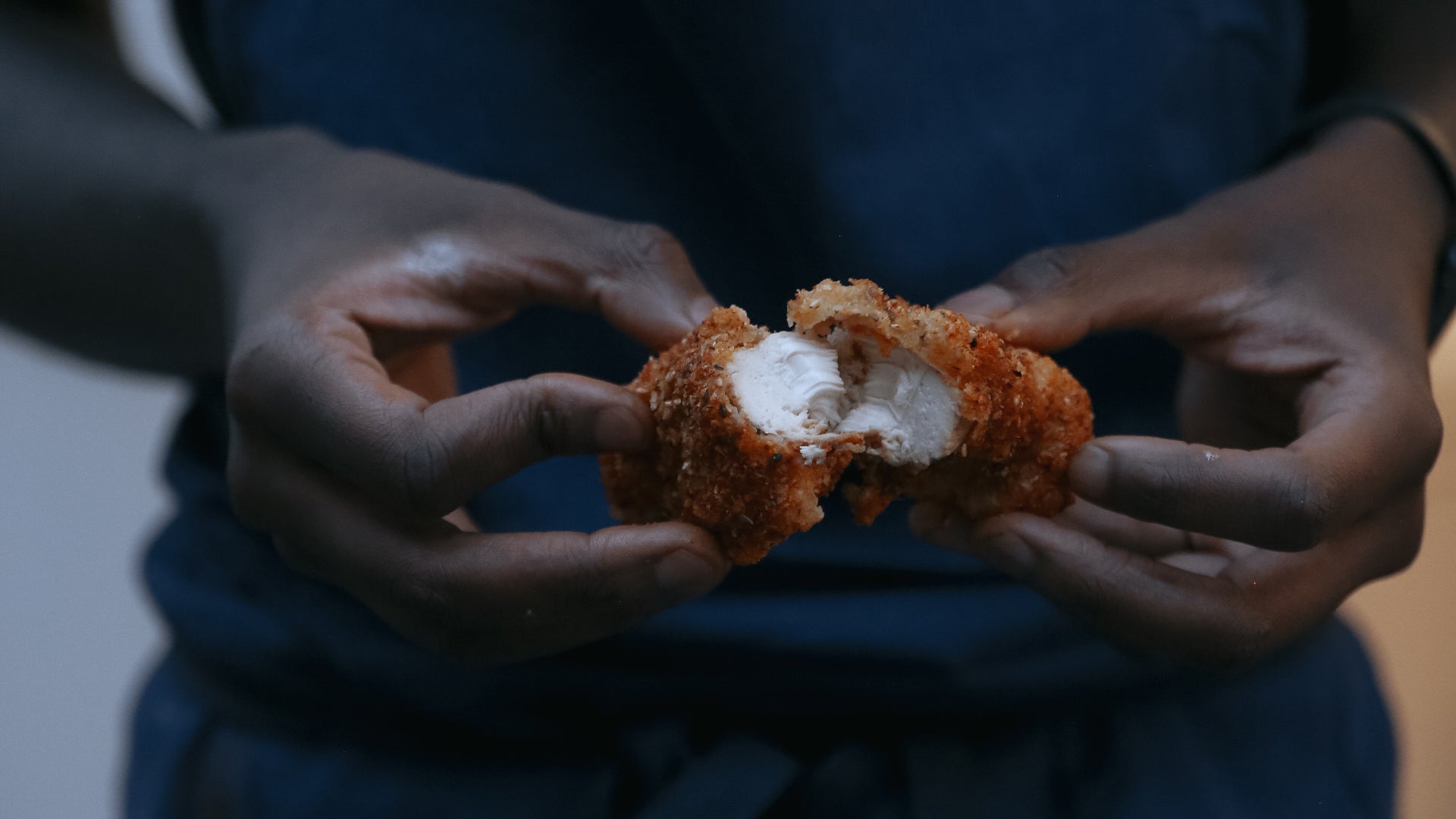 Livraison MoSugo Fried Chicken by Mory Sacko 👨🏿‍🍳 à Paris 14ème ...