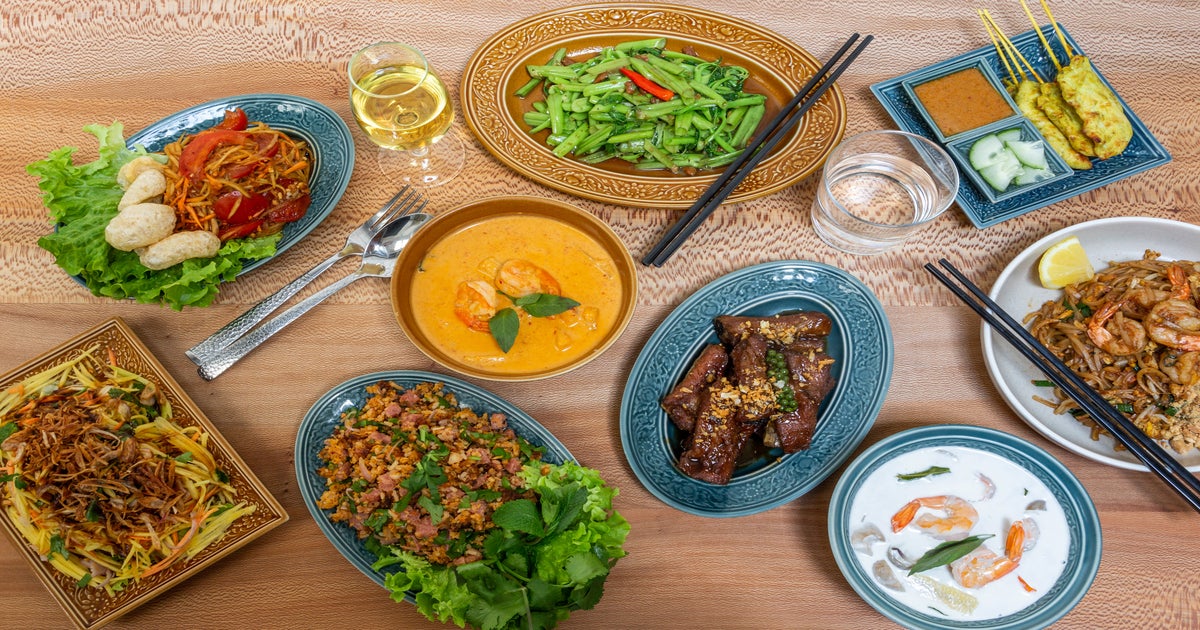 Itsy Bitsy Thai Restaurant - Pool Hey delivery from Pool Hey - Order ...