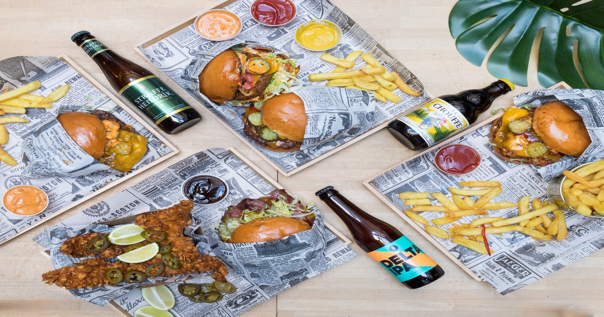 Smash Burgers by Uncle Richard's delivery from Ixelles Nord - Order ...
