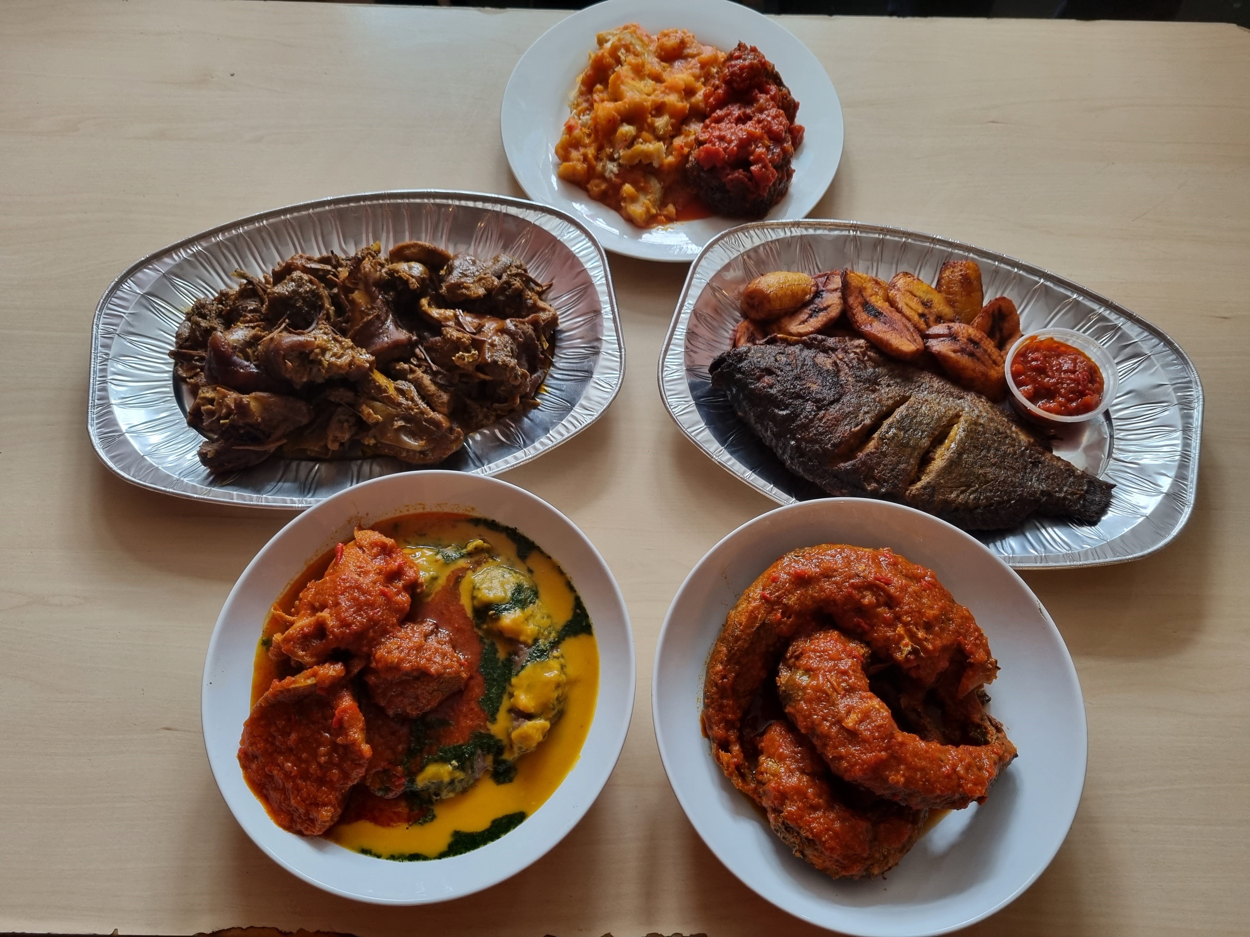 DE ROCK AFRICAN KITCHEN AND BAR - Moston Vale delivery from Moston Vale ...