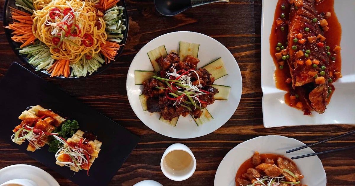 HongFu Noodle 鸿福酒家 - Calton delivery from Calton - Order with Deliveroo