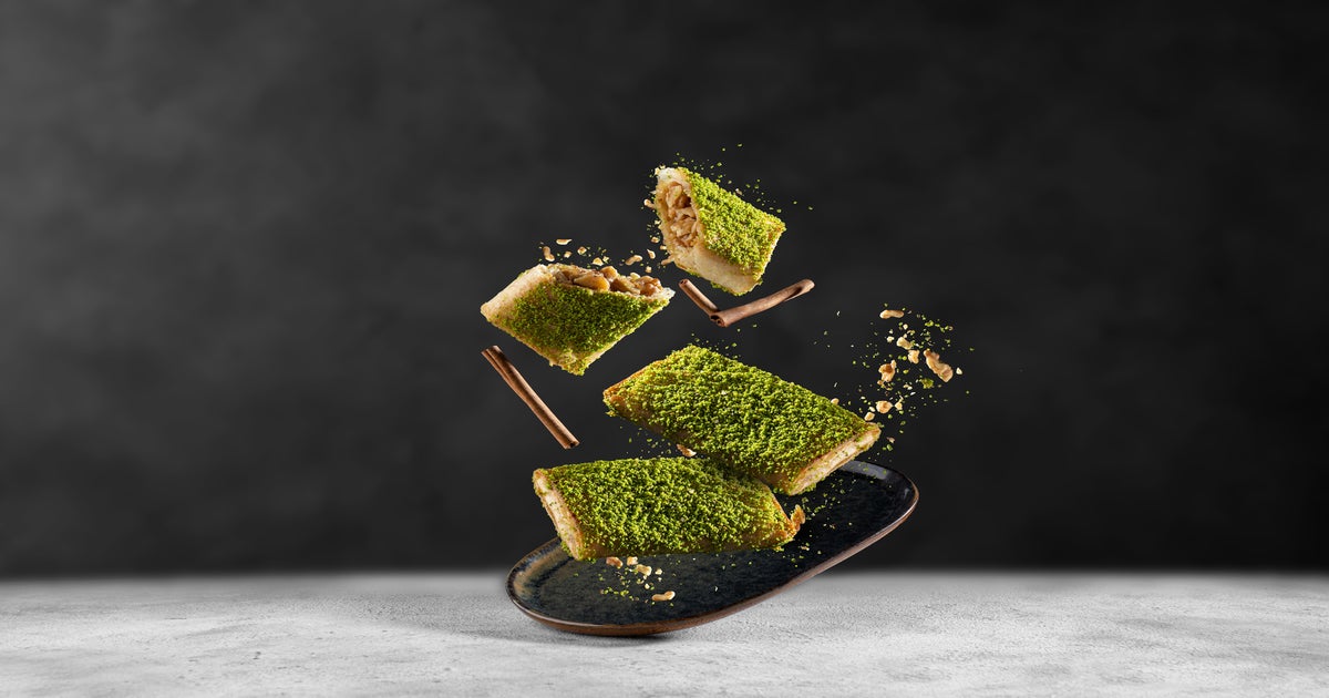 Kullaj Omar - Al Majaz (Marketplace) delivery from Al Majaz - Order ...