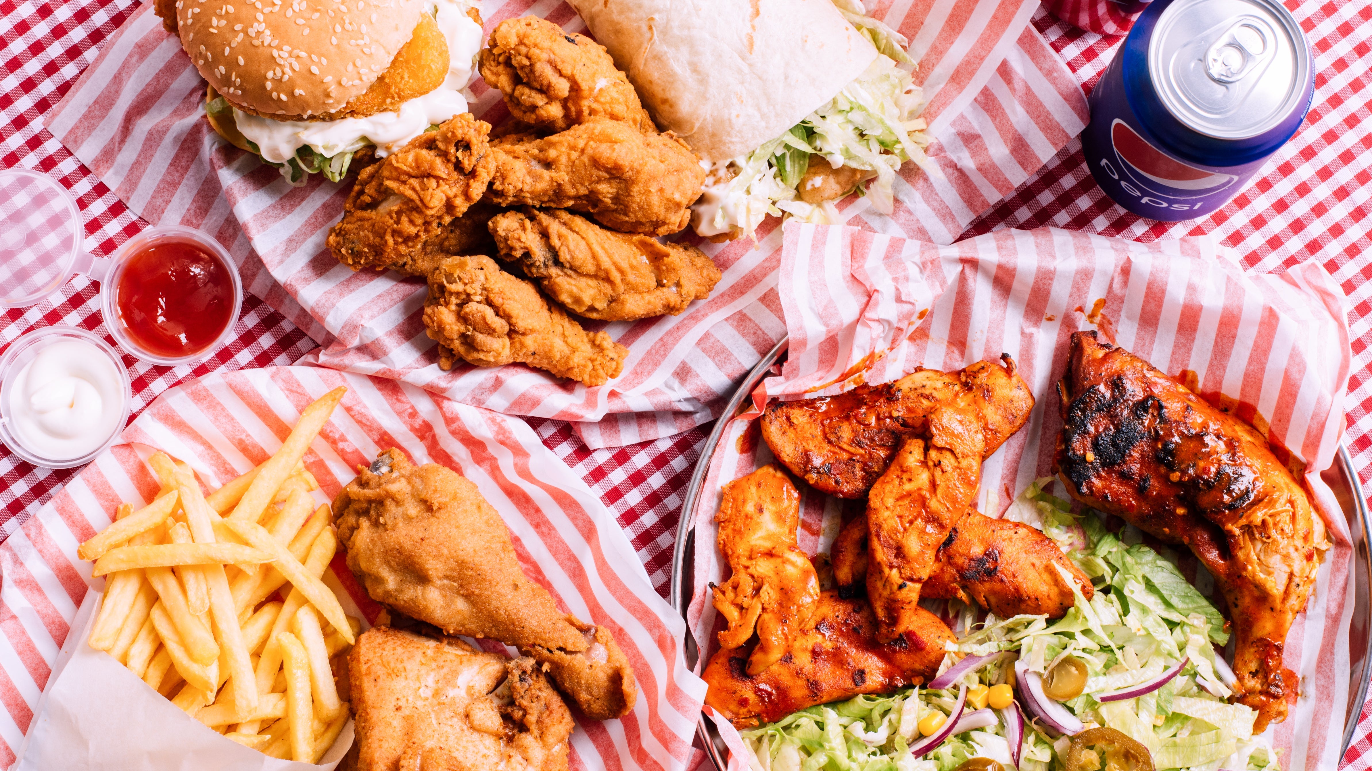 Tennessee Express delivery from East Yeading - Order with Deliveroo