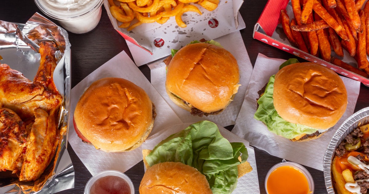 Lulu Fried Chicken - Hili (Al Ain) delivery from Hili Mall - Order with ...