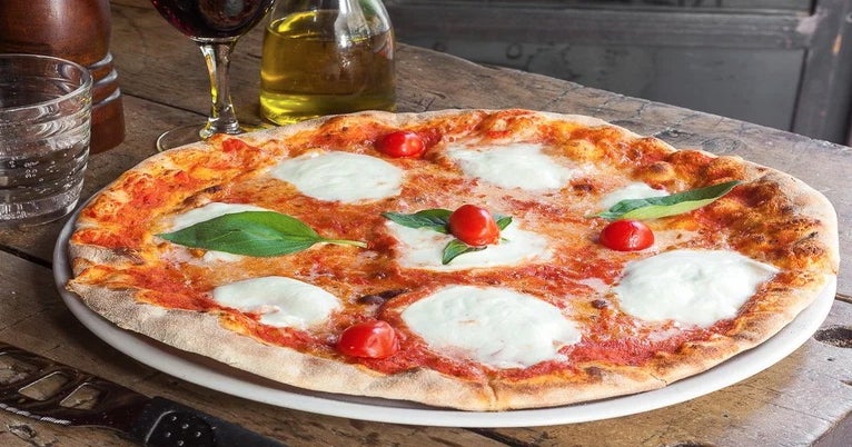 Pizzeria Napoletana La Chiocciola Forno a Legna consegna in zona Crema ...