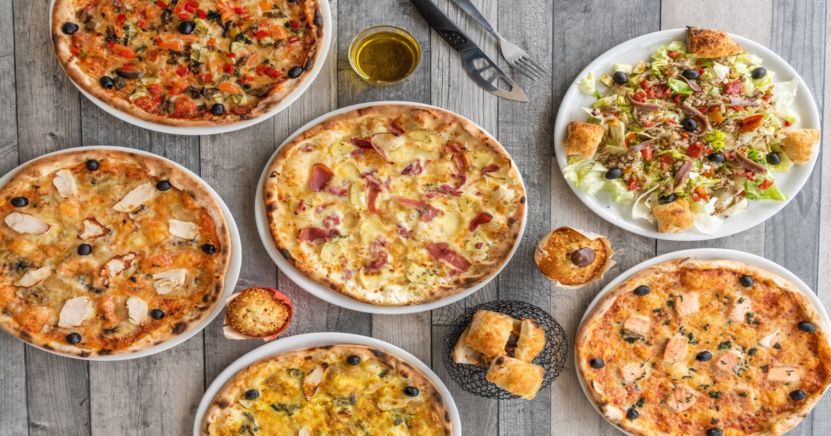 A Crocs Pizza delivery from Monlong Centre - Order with Deliveroo