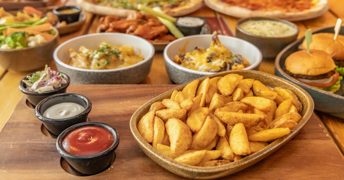 The Irish Vickers - Downtown Dubai Mall delivery from Downtown Dubai ...