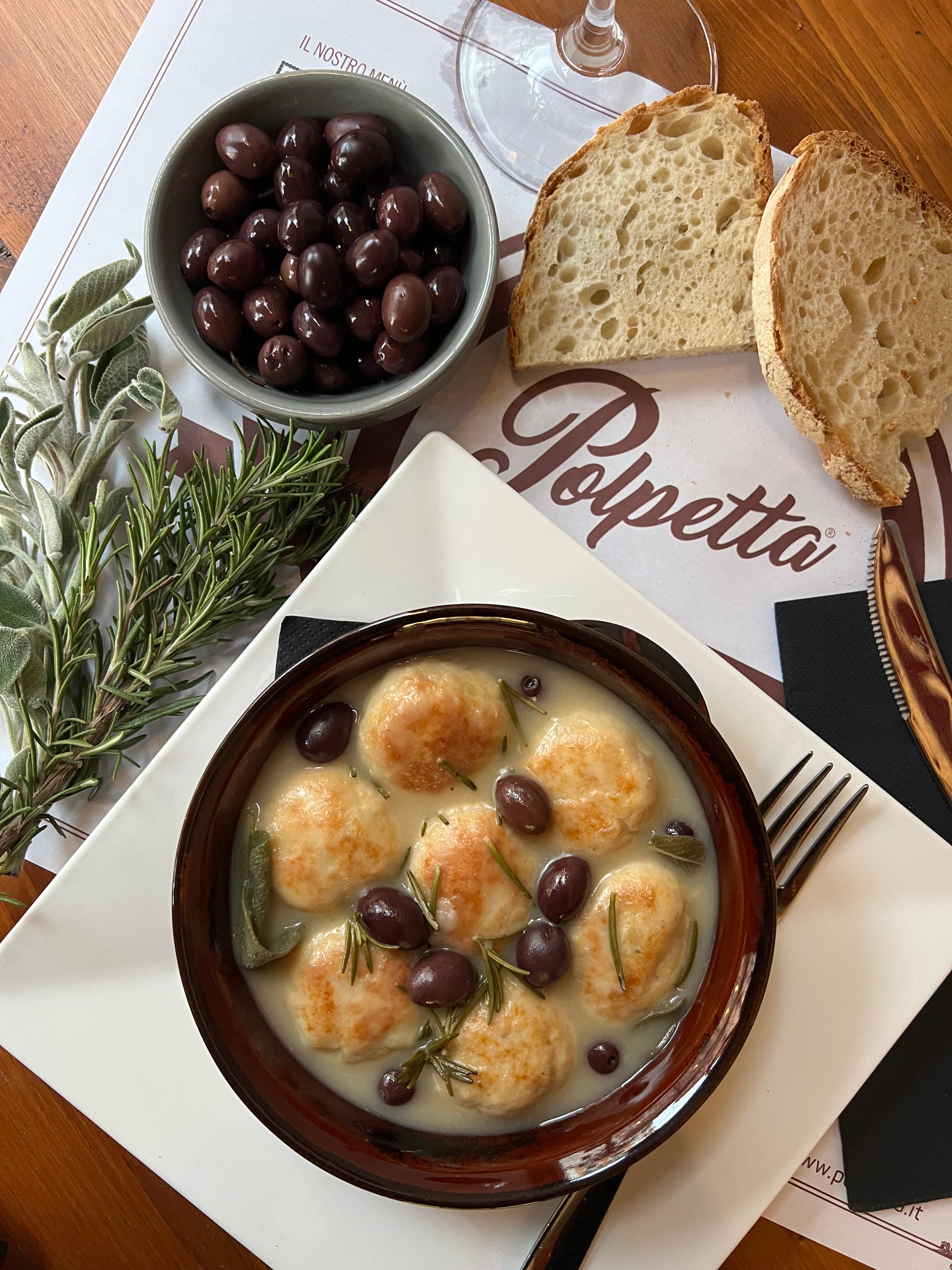 Polpetta delivery from Via Cristoforo Colombo - Order with Deliveroo