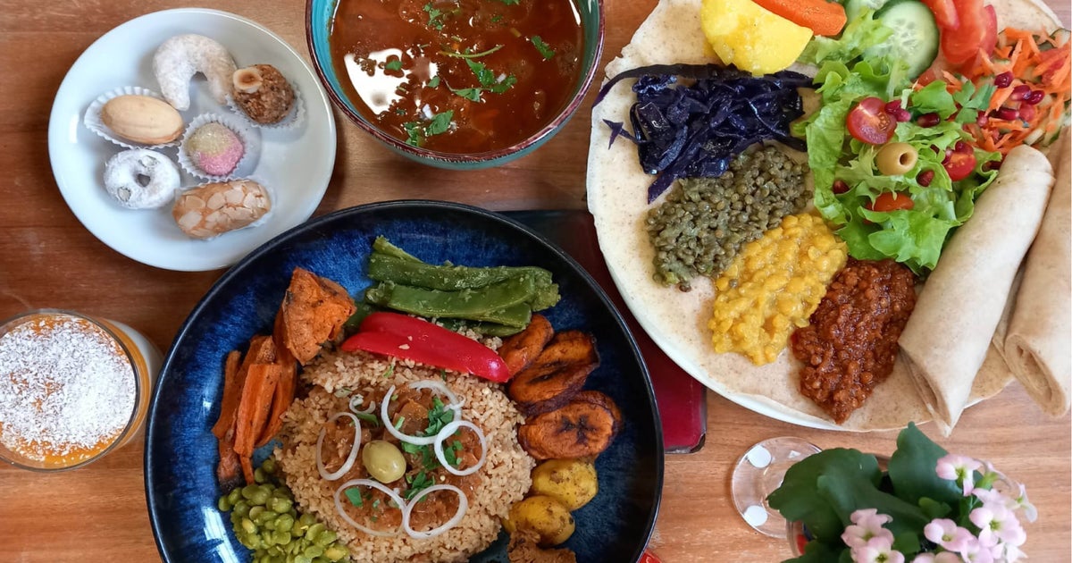 Le Club Mafé la cantine du Wagon Souk livre depuis Cronenbourg - Commandez avec Deliveroo