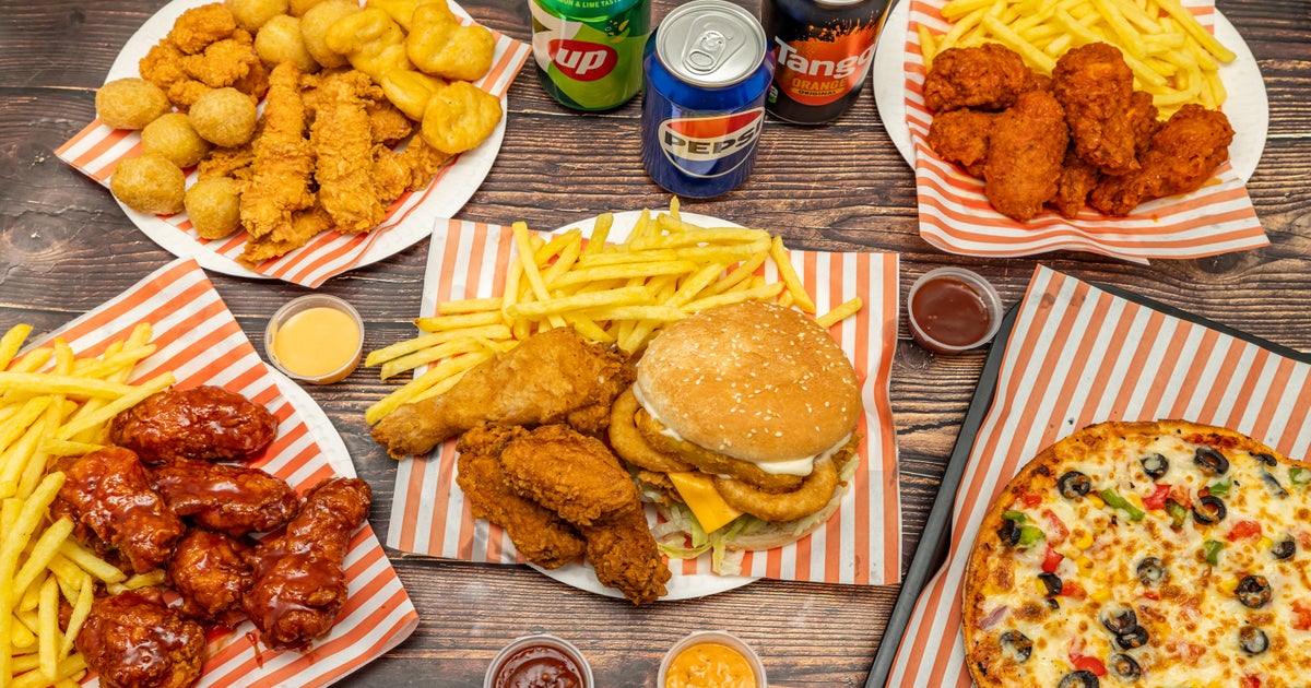 Metros Fried Chicken Pizza - Leyton delivery from Leyton - Order with ...