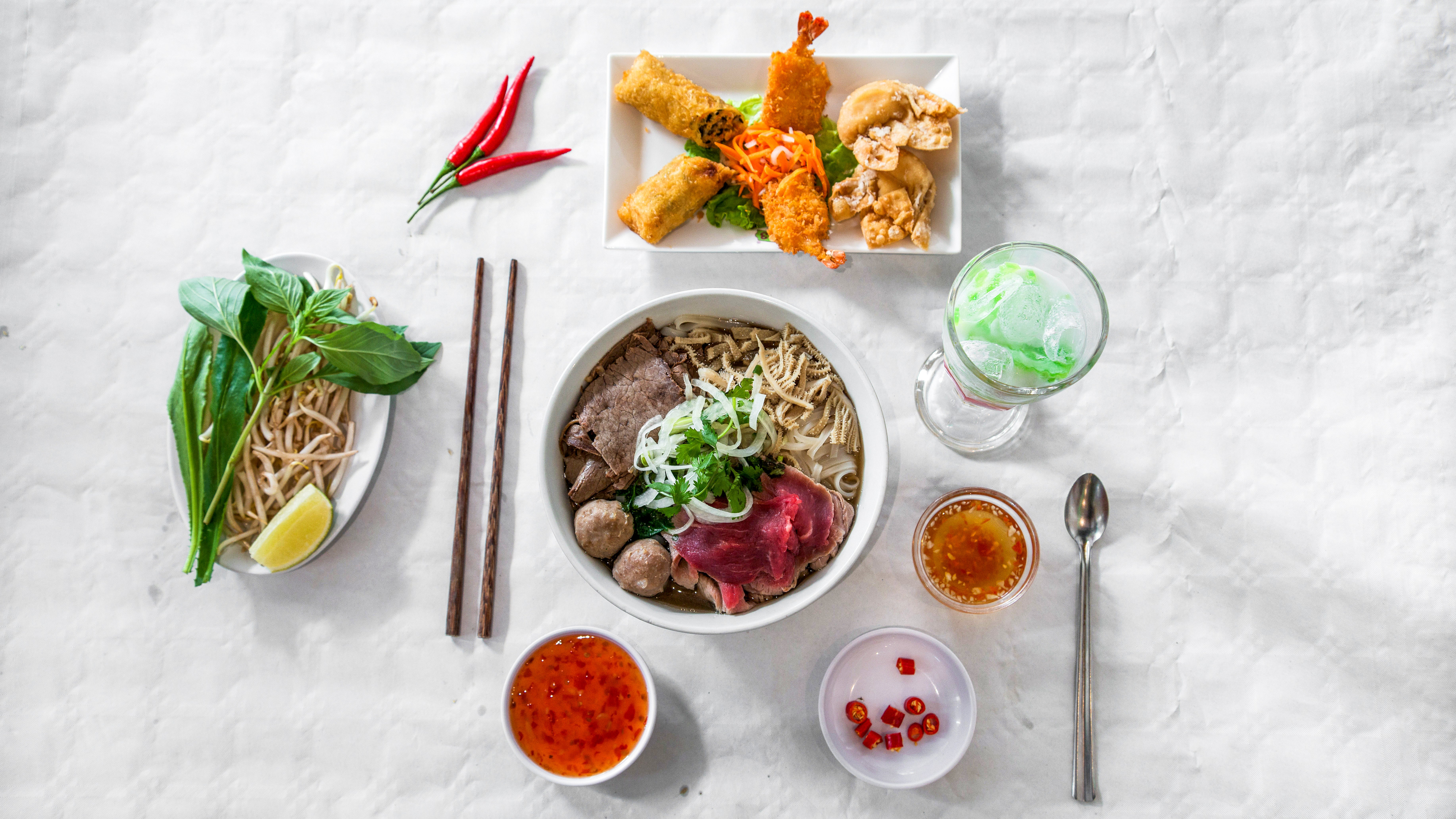 Livraison PHO 13 🌸 à Paris 13ème - Olympiades - Commandez avec Deliveroo