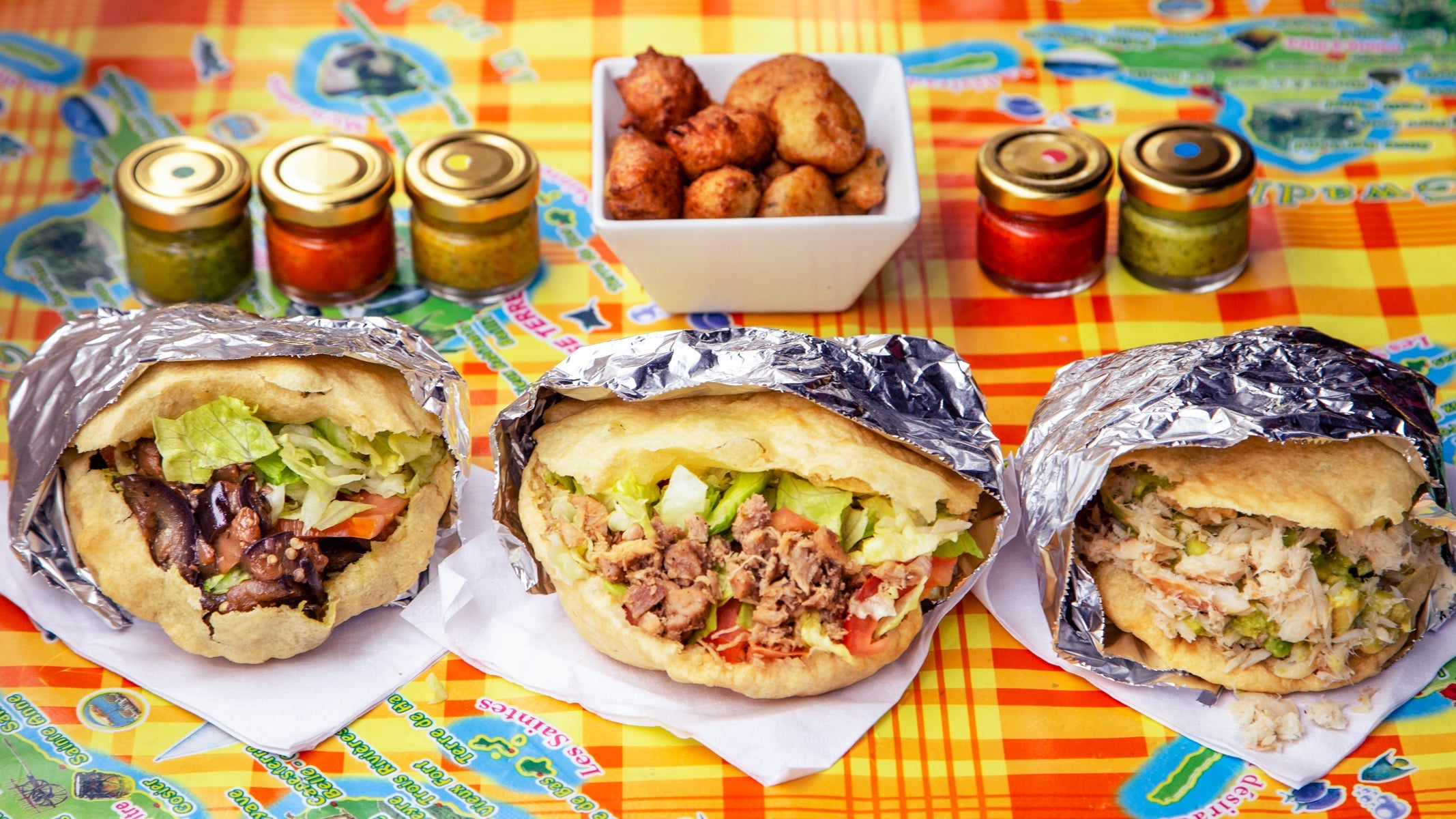 Bokit'la delivery from Oval - Order with Deliveroo