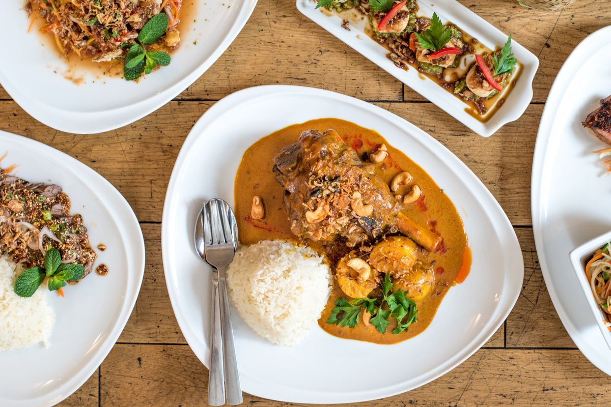 Hong Thai delivery from Hampton Wick - Order with Deliveroo