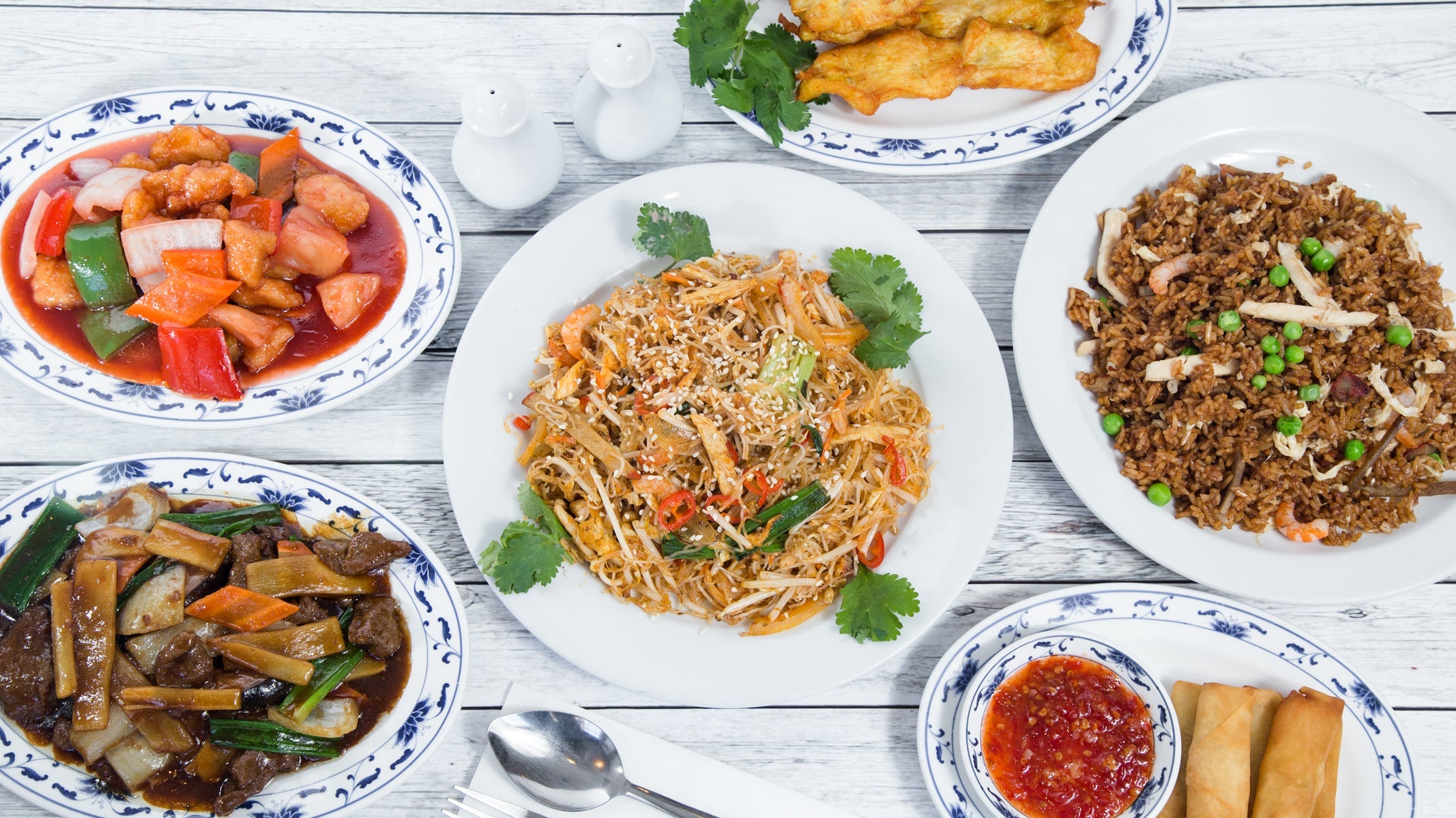 Chinese Overseas Restaurant 华侨酒楼 delivery from Stratford - Order with ...