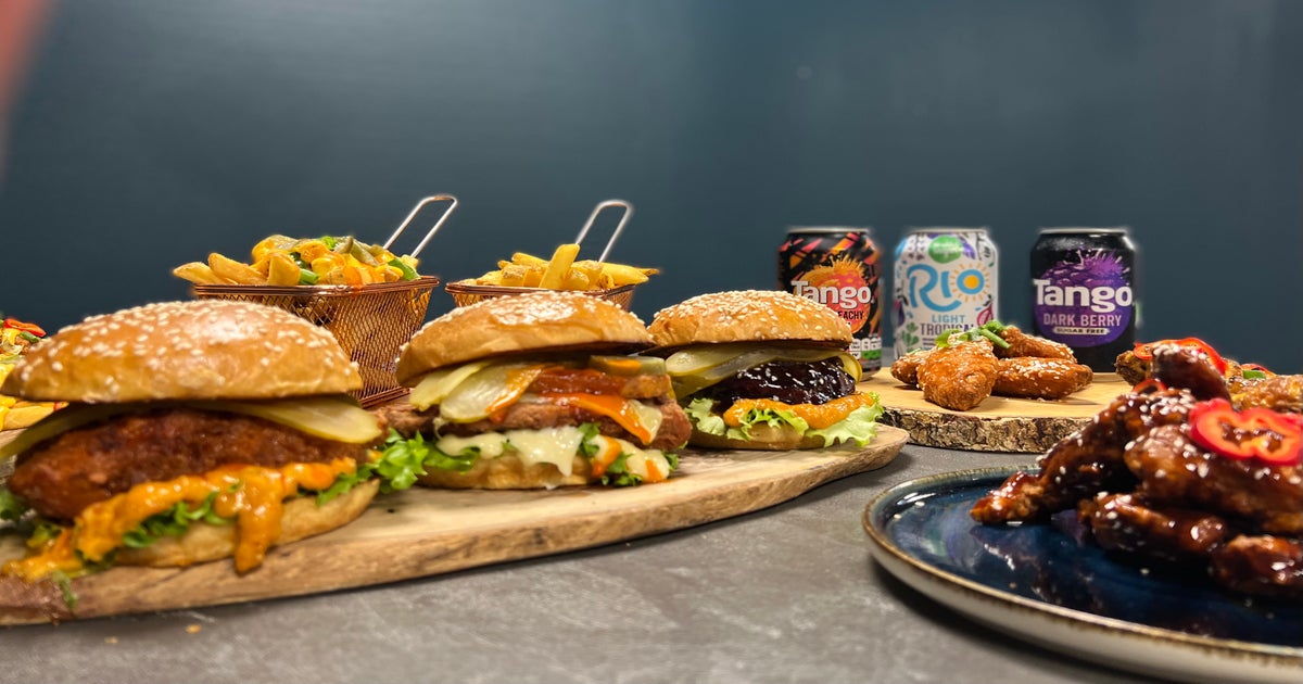 Cluck-U-Chicken 🐓 delivery from Kentish Town - Order with Deliveroo