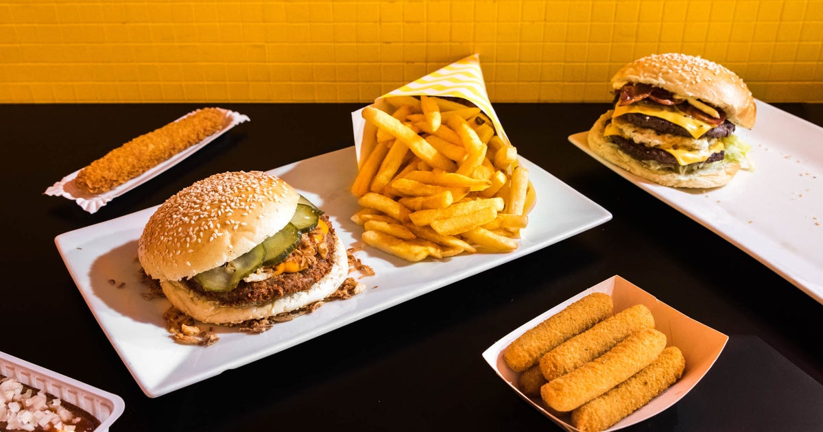 Captain Cluck - South Road delivery from Seaforth - Order with Deliveroo