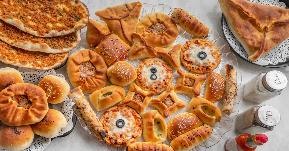 Al Mukhtar Bakery delivery from Al Barsha 3 - Order with Deliveroo