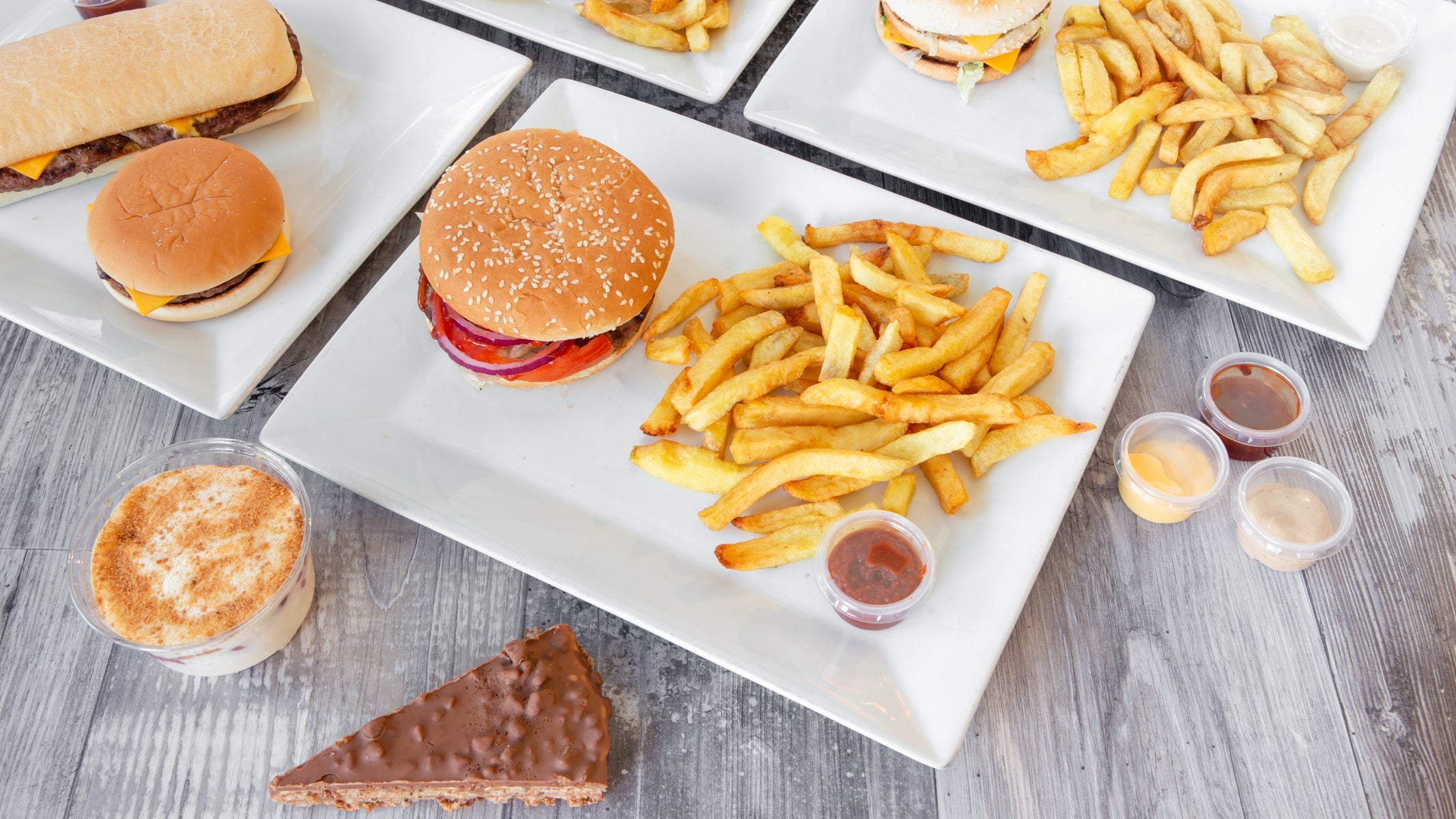 Livraison V burger à Saint-Denis Université - Commandez avec Deliveroo