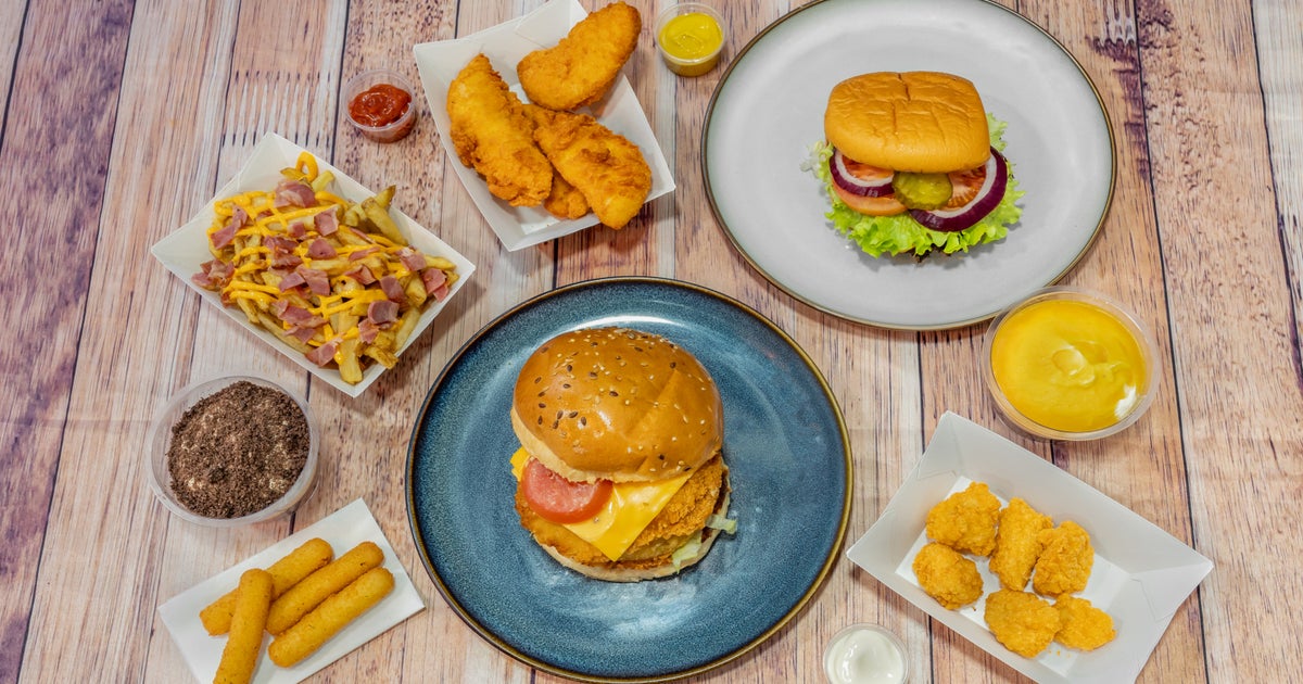 True Gamers Cafe - Villanova delivery from The Villa - Order with Deliveroo