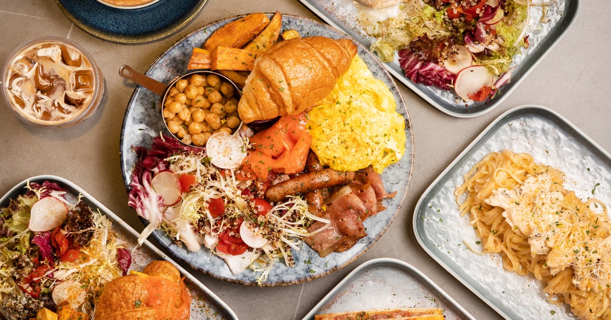 Shake Tea Cafe delivery from Al Maqta - Order with Deliveroo