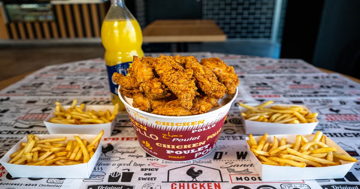 Chicken Factory's Poitiers Nord livre depuis La Bugellerie - Commandez ...