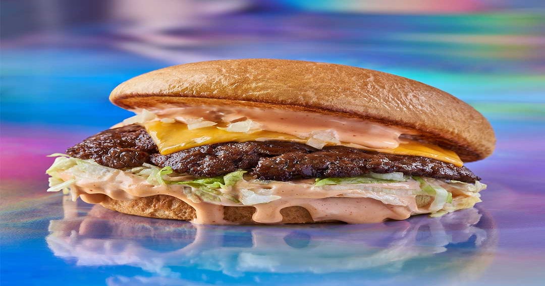 FOMO Burger | Souq Al Jami - Abu Dhabi delivery from Grand Mosque ...