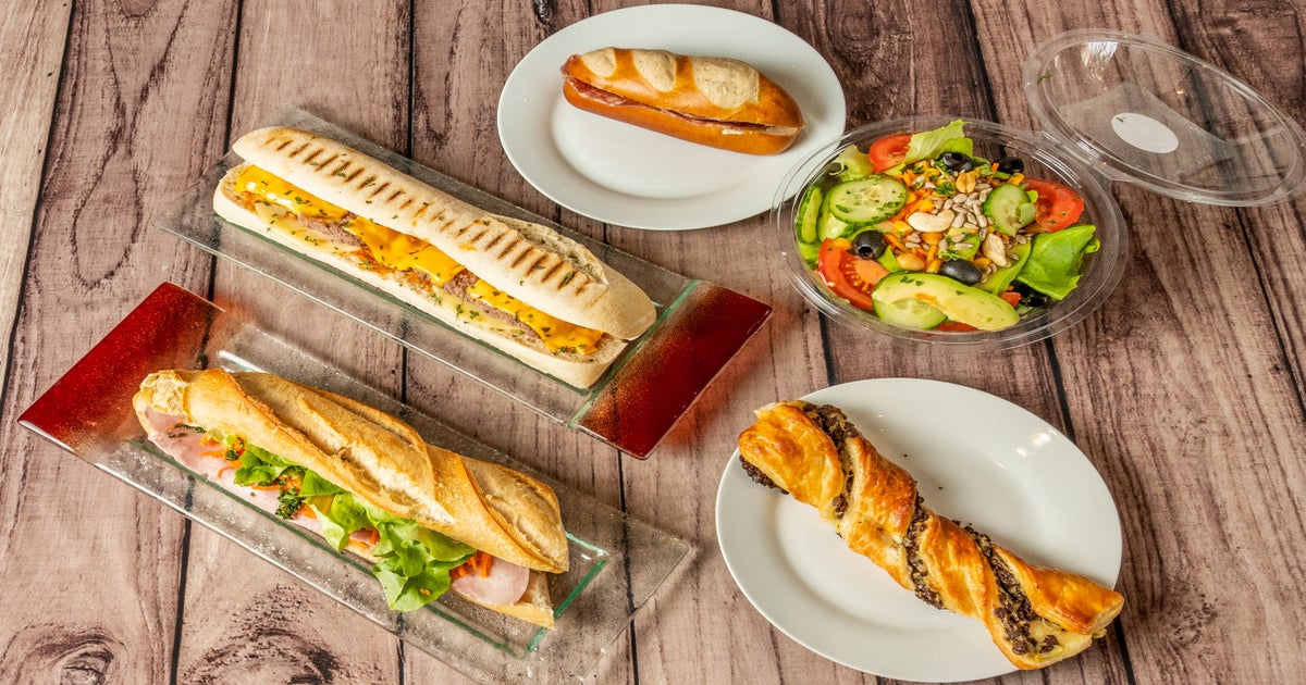 M9 grill livre depuis Saint-Denis Université - Commandez avec Deliveroo