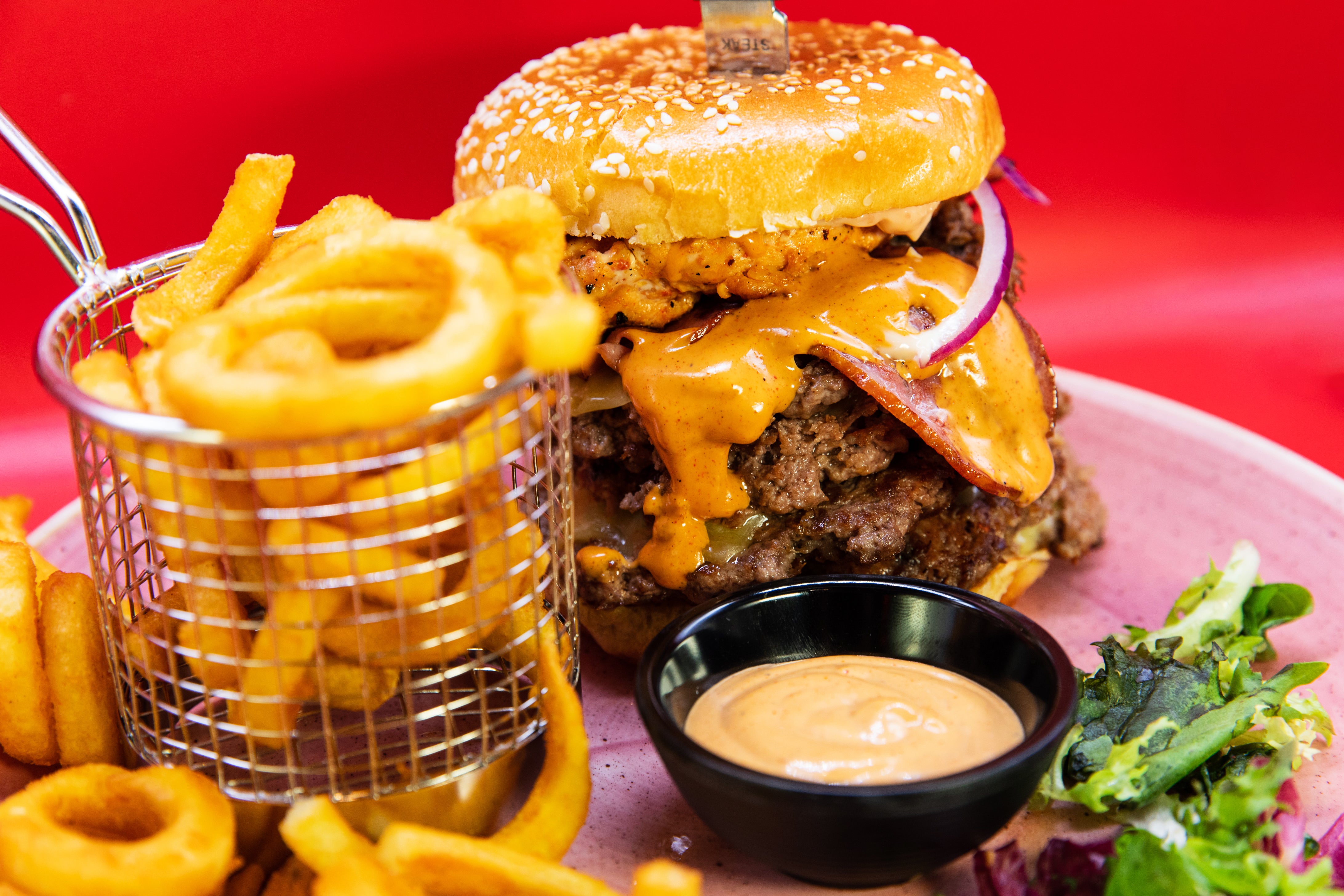 Burger Holic - Smedley delivery from Smedley - Order with Deliveroo