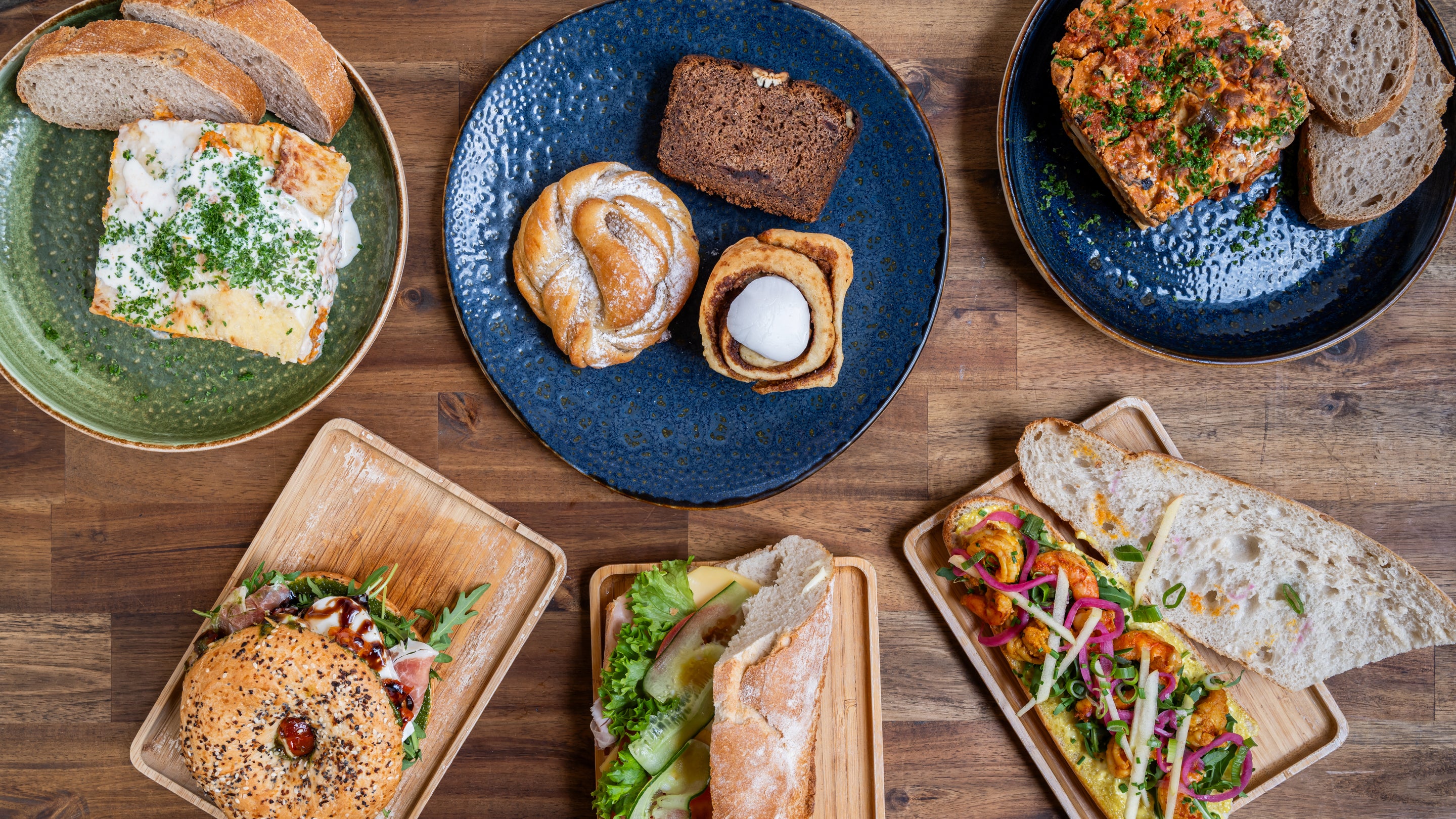 August Foodshop delivery from Centrum - Order with Deliveroo