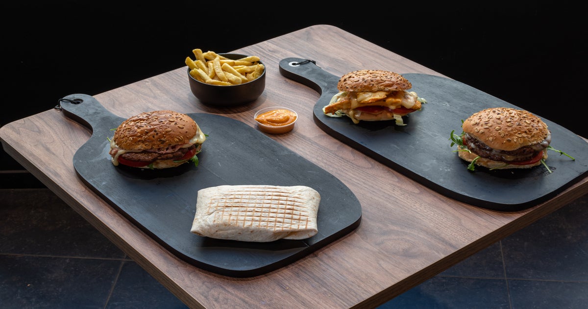 Khéops & Bryan’s Burger House delivery from Mons Center - Order with ...