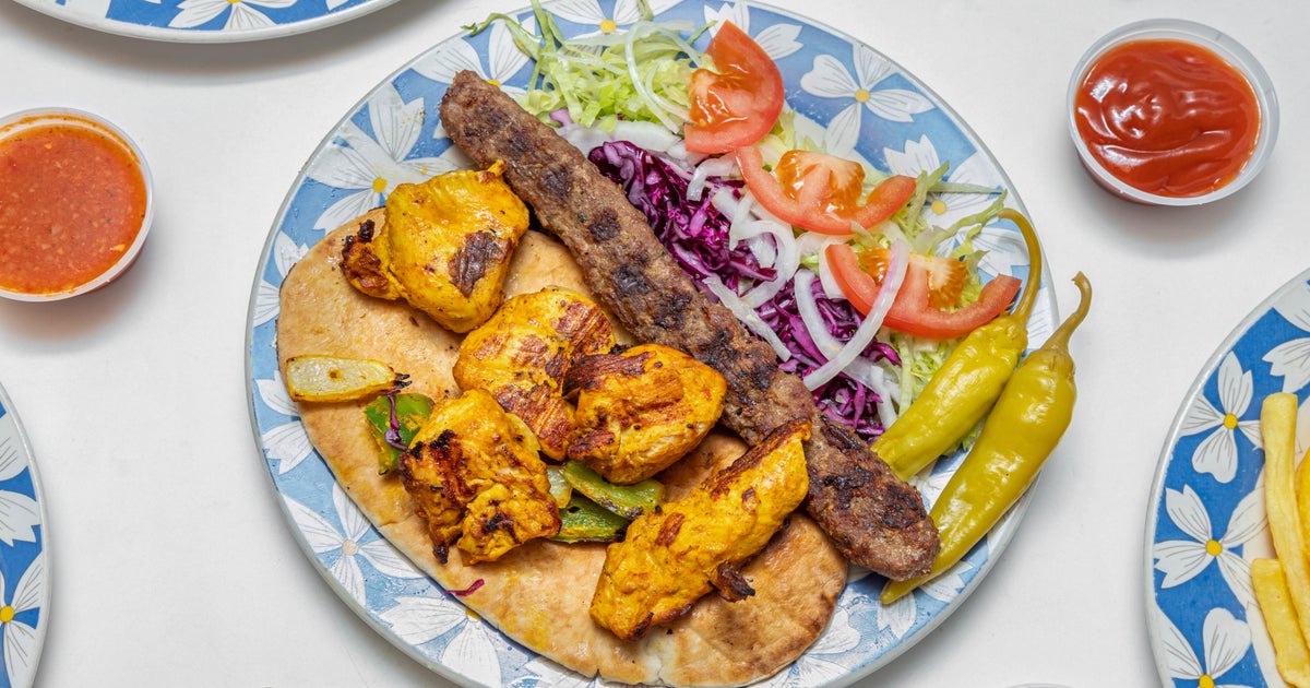 Amina Restaurant delivery from Al Manhal - Order with Deliveroo